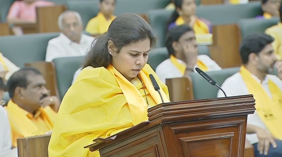 అసెంబ్లీలో ఎమ్మెల్యేల ప్రమాణ స్వీకారం (ఫొటోలు) | AP Assembly Session, MLA Oath Taking Ceremony ...